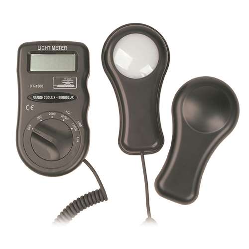 Lux Meter | School Science Equipment | brecklandscientific.co.uk